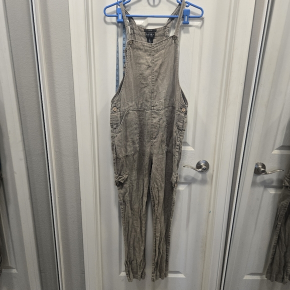 Nicole Miller | Pants & Jumpsuits | Nicole Miller Green Linen Overalls ...